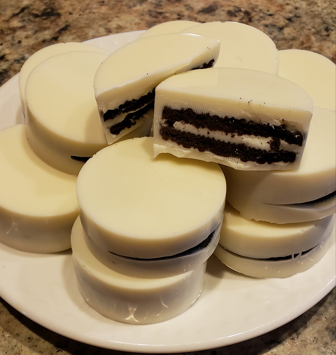 Gourmet White Chocolate Covered OREOS – Sweet Lovable Chocolates